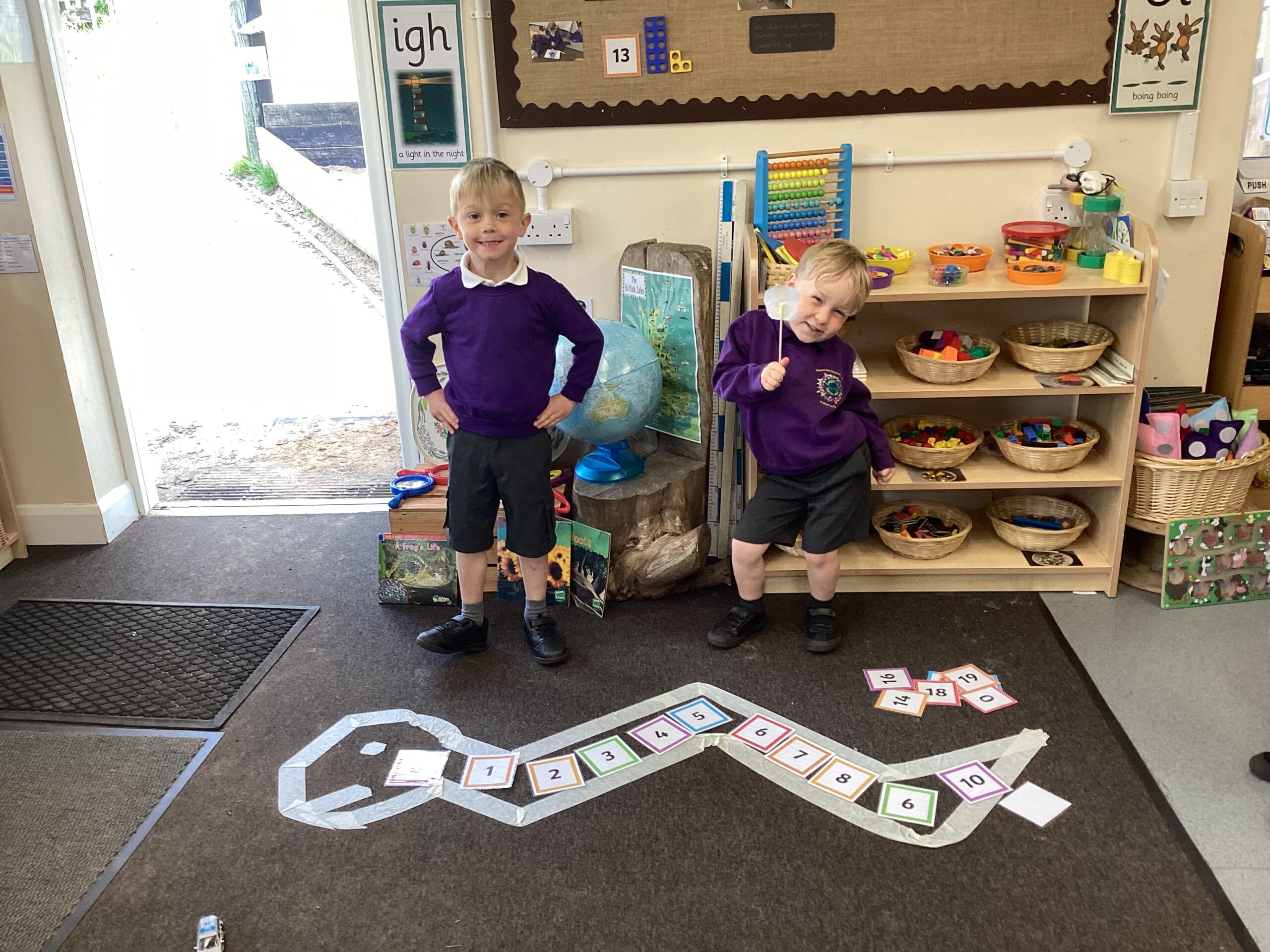 Hedgehogs – Newton Tony